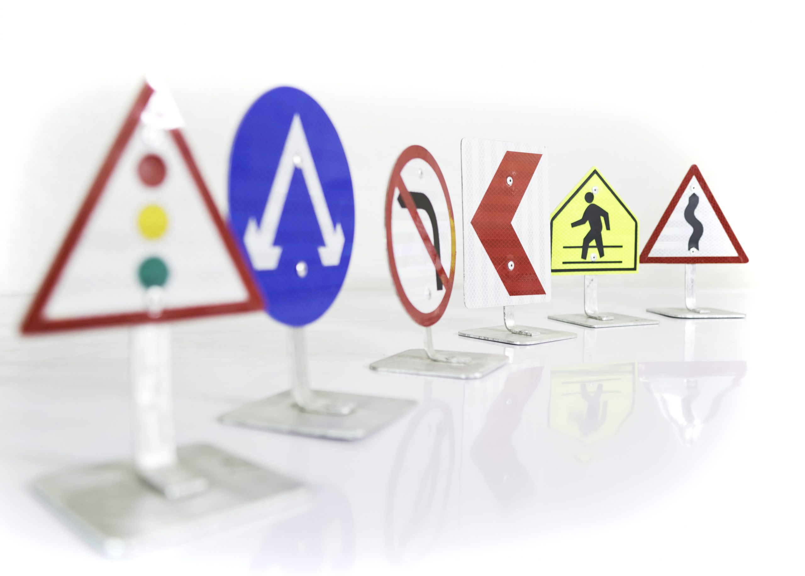 TRAFFIC SIGNS ROAD STUDS OTHERS | TSCC